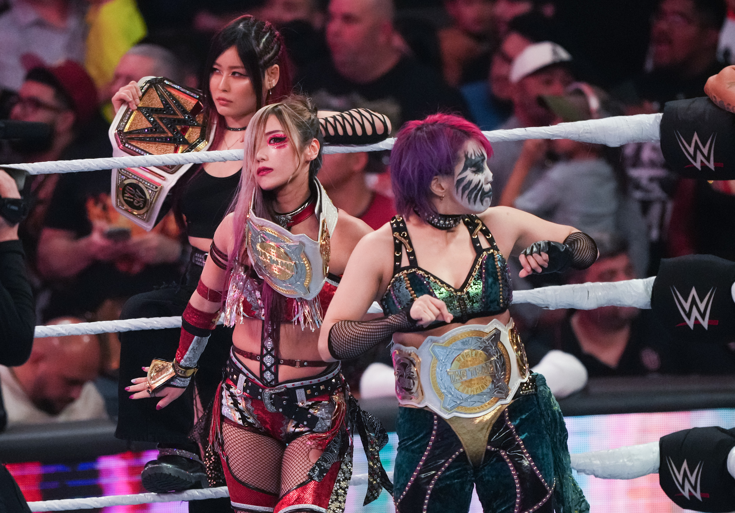 Beloved WWE Superstar Kairi Sane Gives Exciting Injury Update - Newsweek