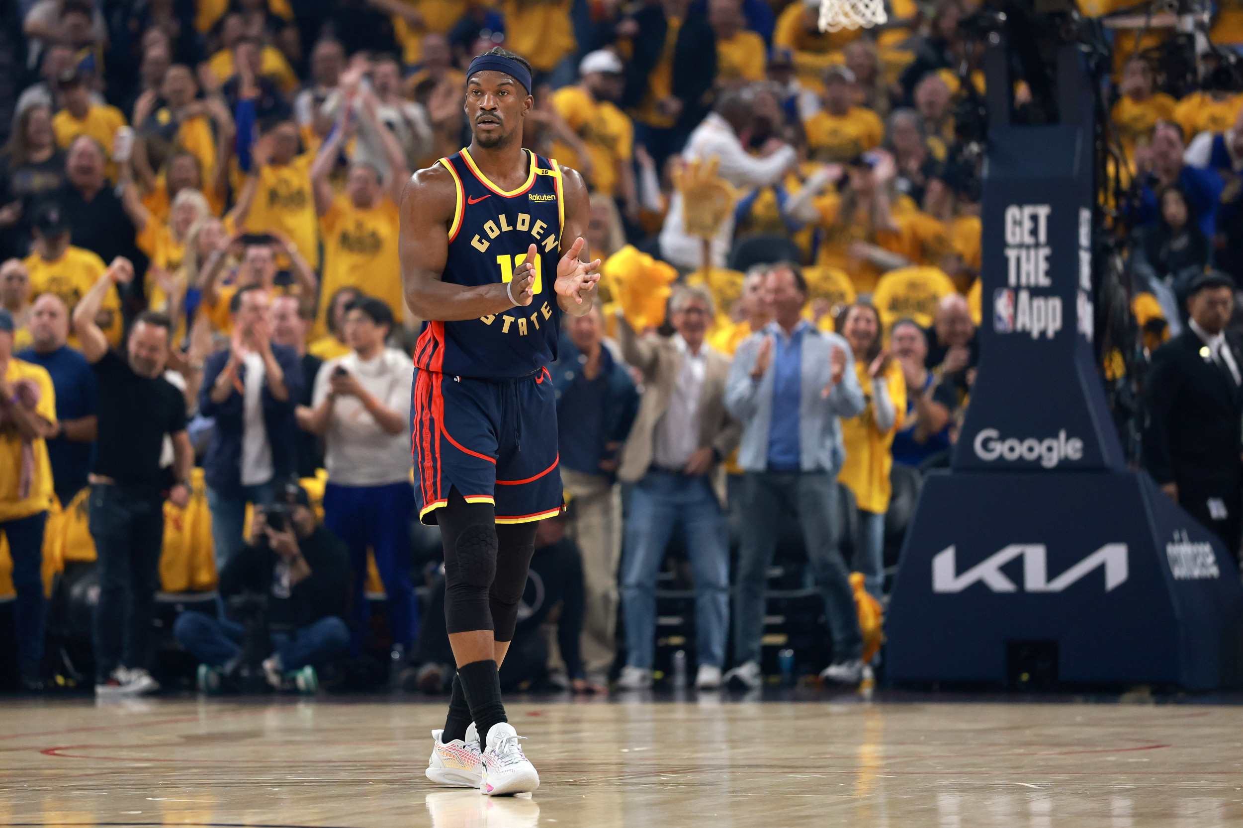 Best Warriors vs. Rockets Player Props, ATS Bets: GSW Seeks Closeout ...