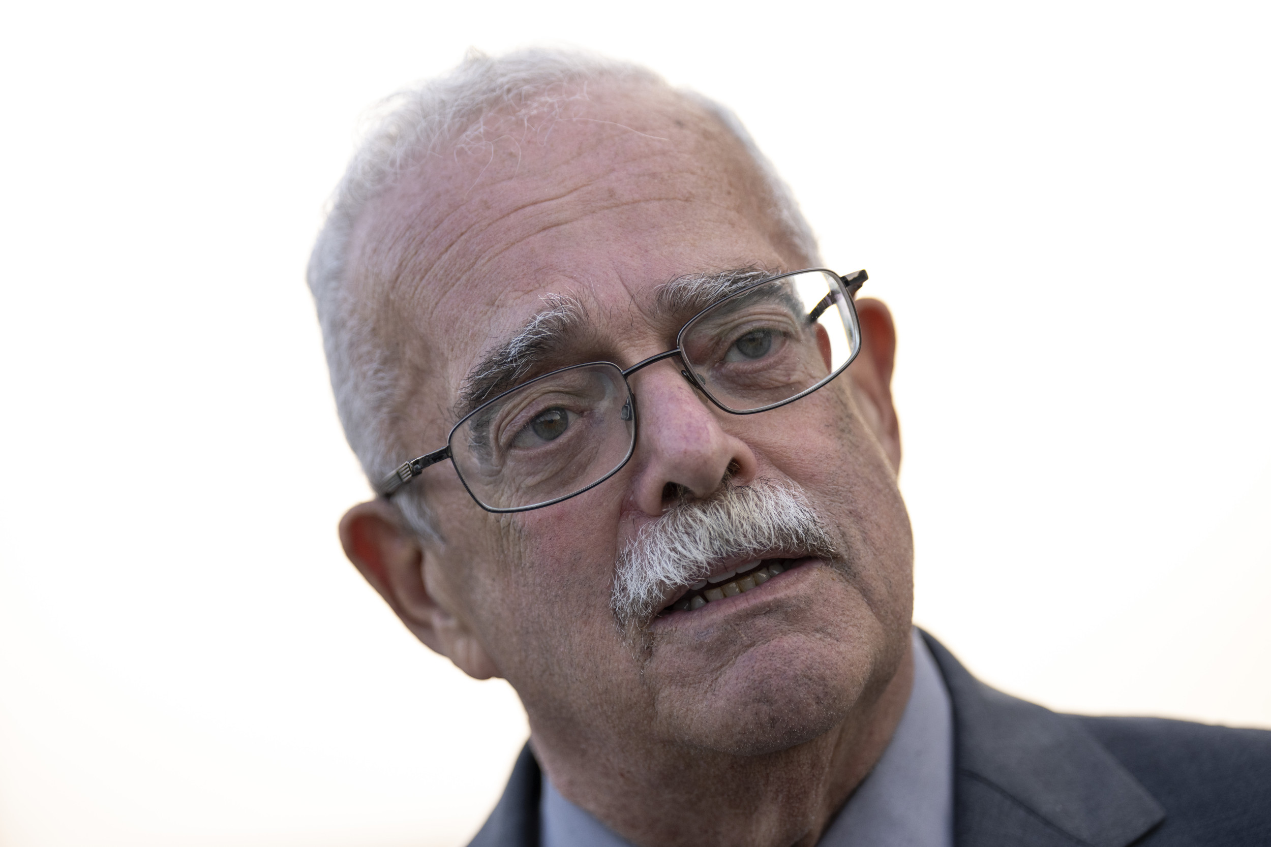 Livestream Captures Moment Reps Hear About Gerry Connolly's Death ...