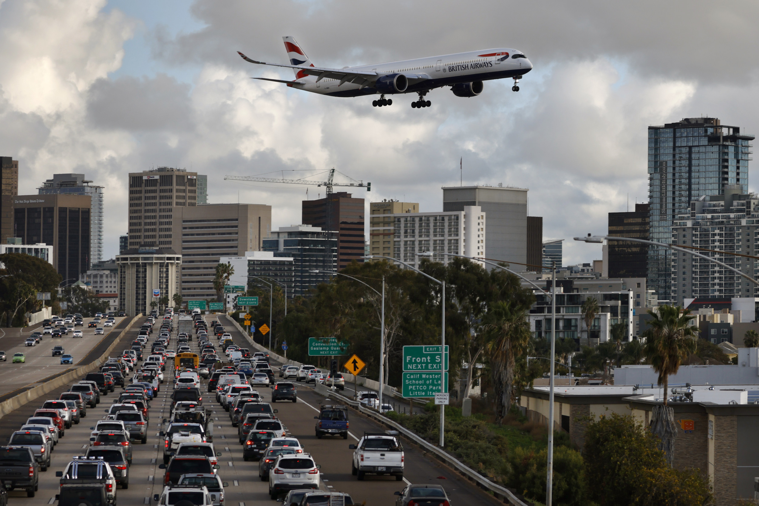 Airlines Boss Reacts to Europeans Cutting US Flights - Newsweek