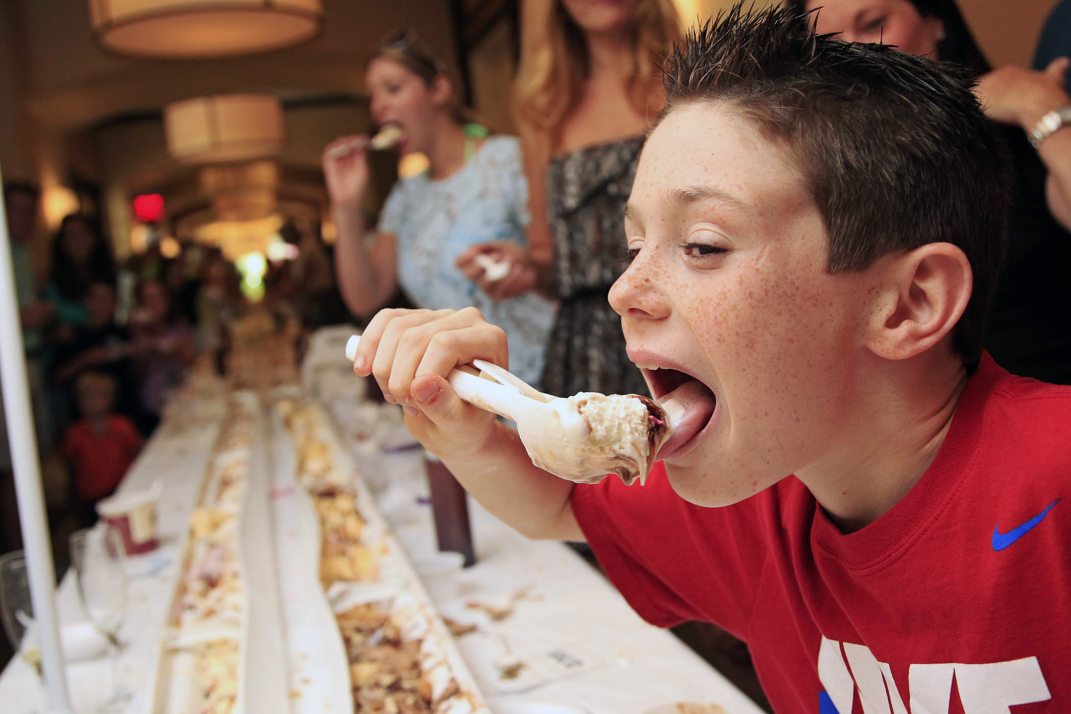 Cult-Favorite Ice Cream Chain to Close Over 500 Stores Nationwide ...