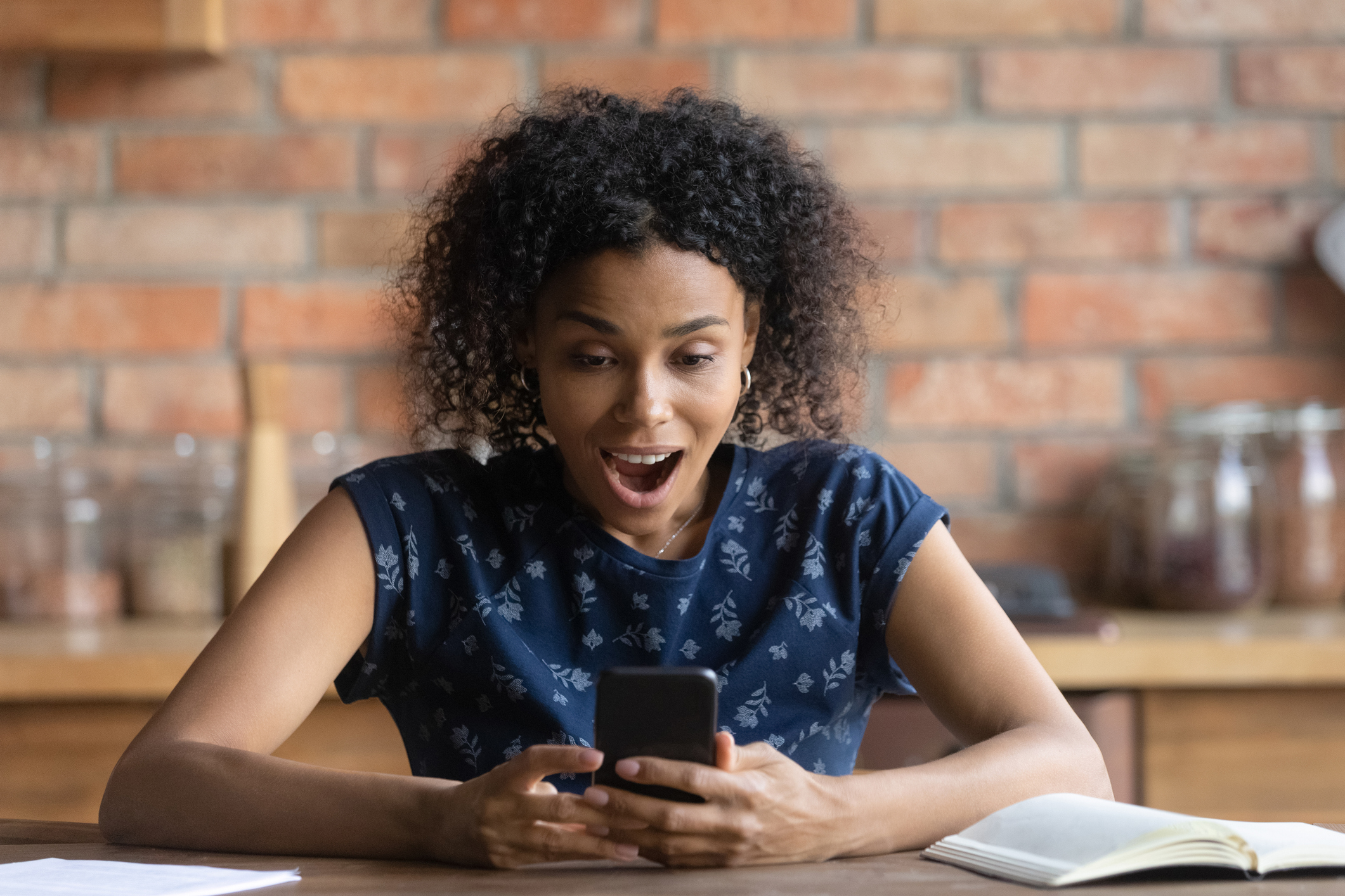 Woman Asked If She's Blind on Dating App, Then She Realizes Why - Newsweek