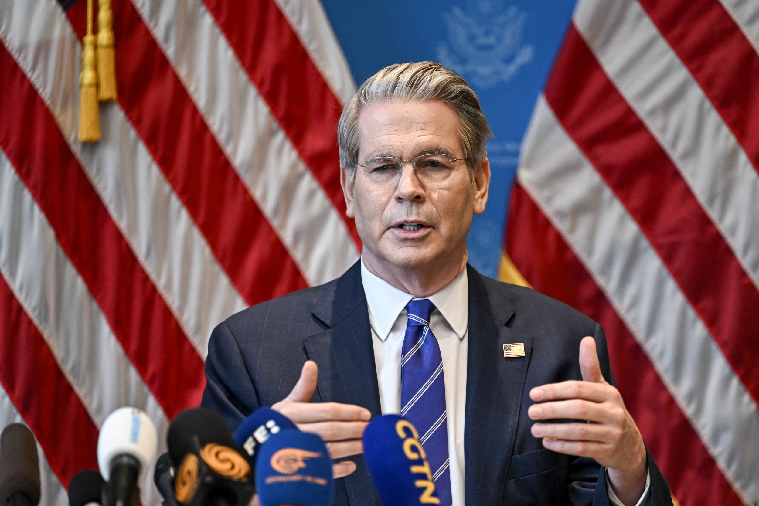 Trump Announces New Trade Negotiations With China - Newsweek