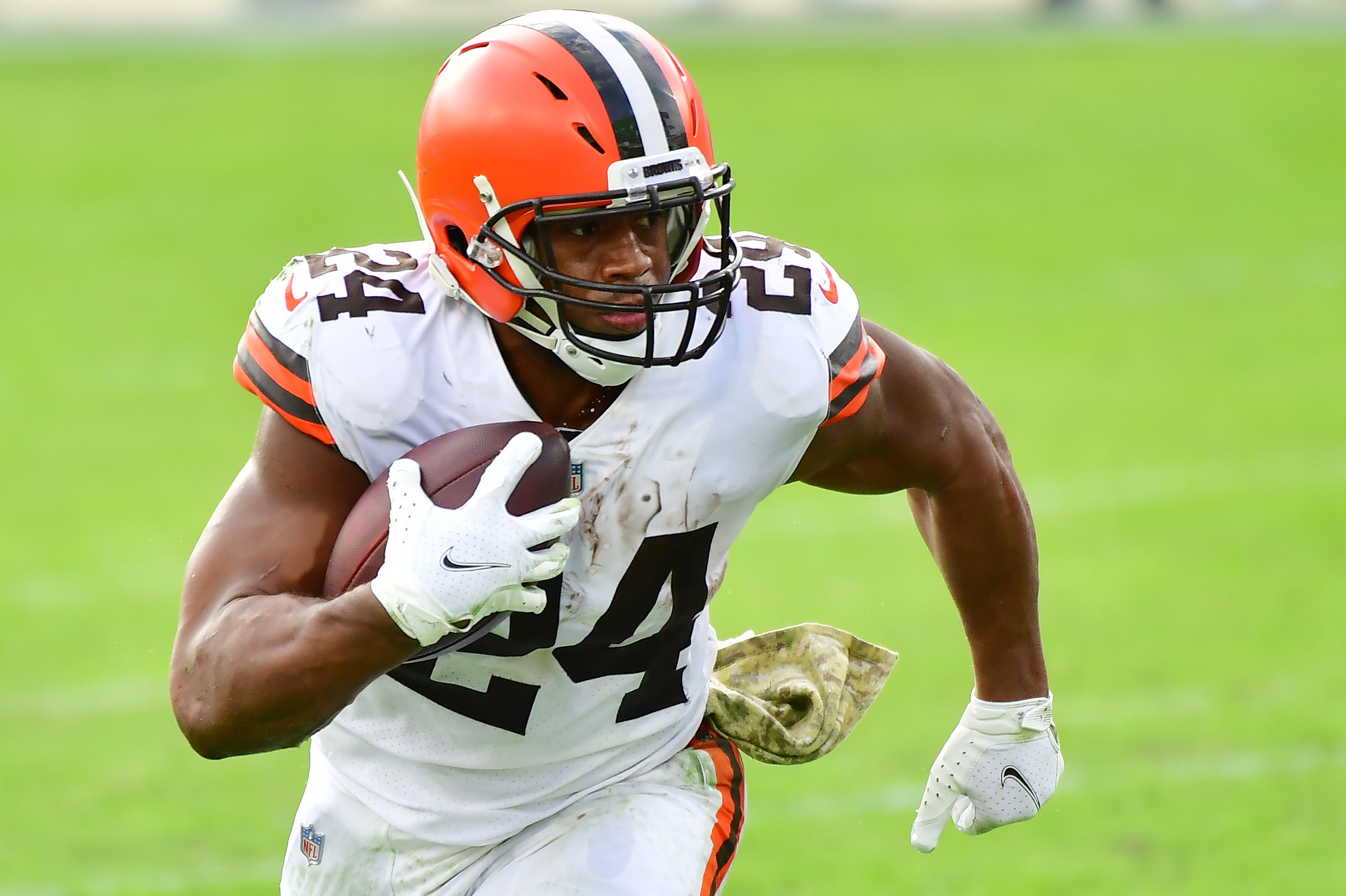 Former Browns RB Nick Chubb Linked to AFC Contender - Newsweek