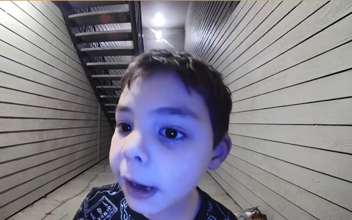 Mom Gets Doorbell Notification at Work, Cries at What 6-Year-Old Son ...
