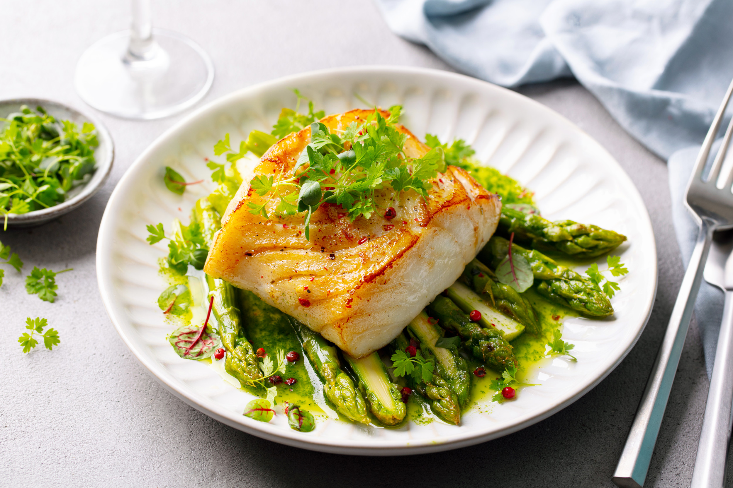 Horror as Woman Finishes Meal, Then Finds 'Parasite' on Plate - Newsweek