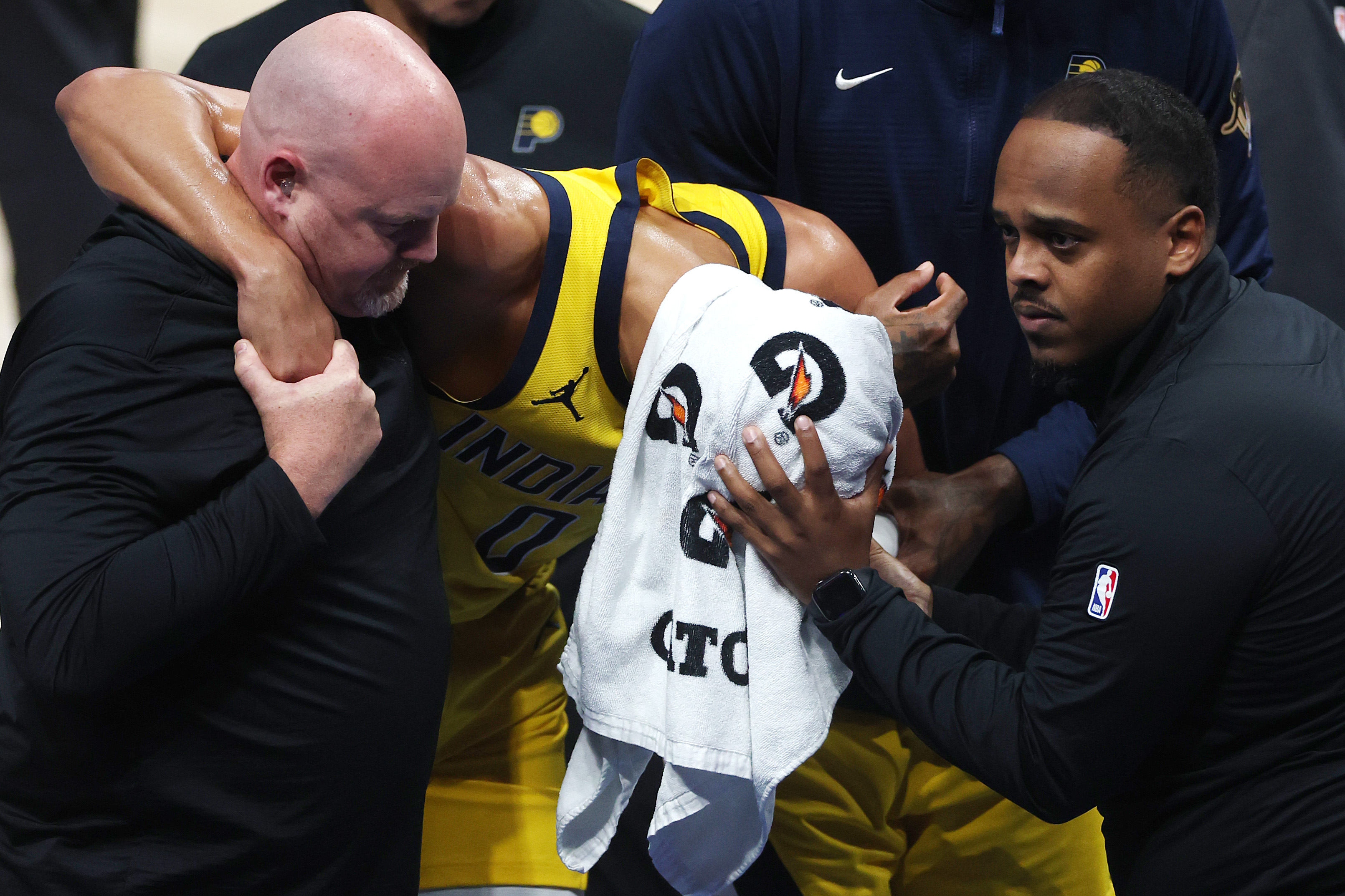 Caitlin Clark Had No Words Following Pacers' Tyrese Haliburton Injury - Newsweek