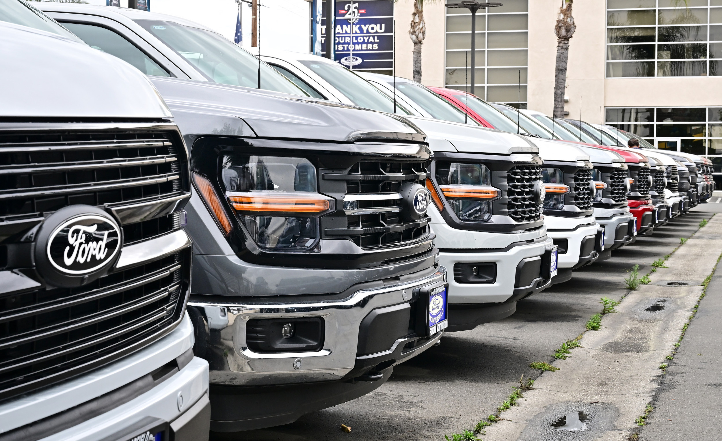Americans Accelerate Car Purchases - Newsweek