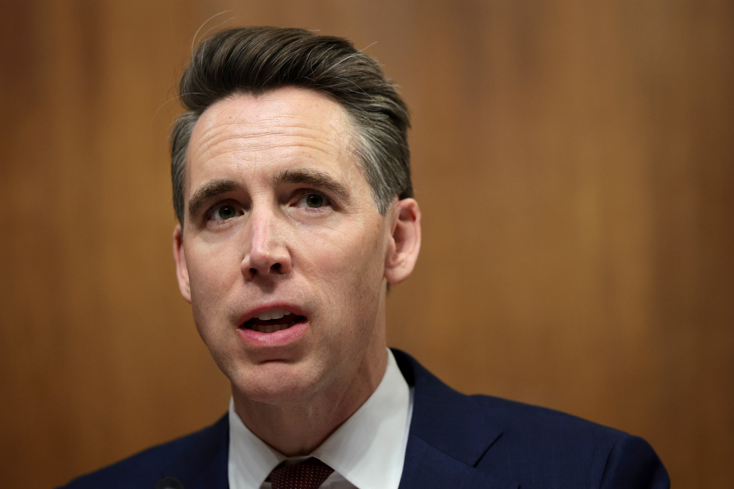 Video Shows Moment GOP Senator Josh Hawley Leaves Stage Over Heckling - Newsweek