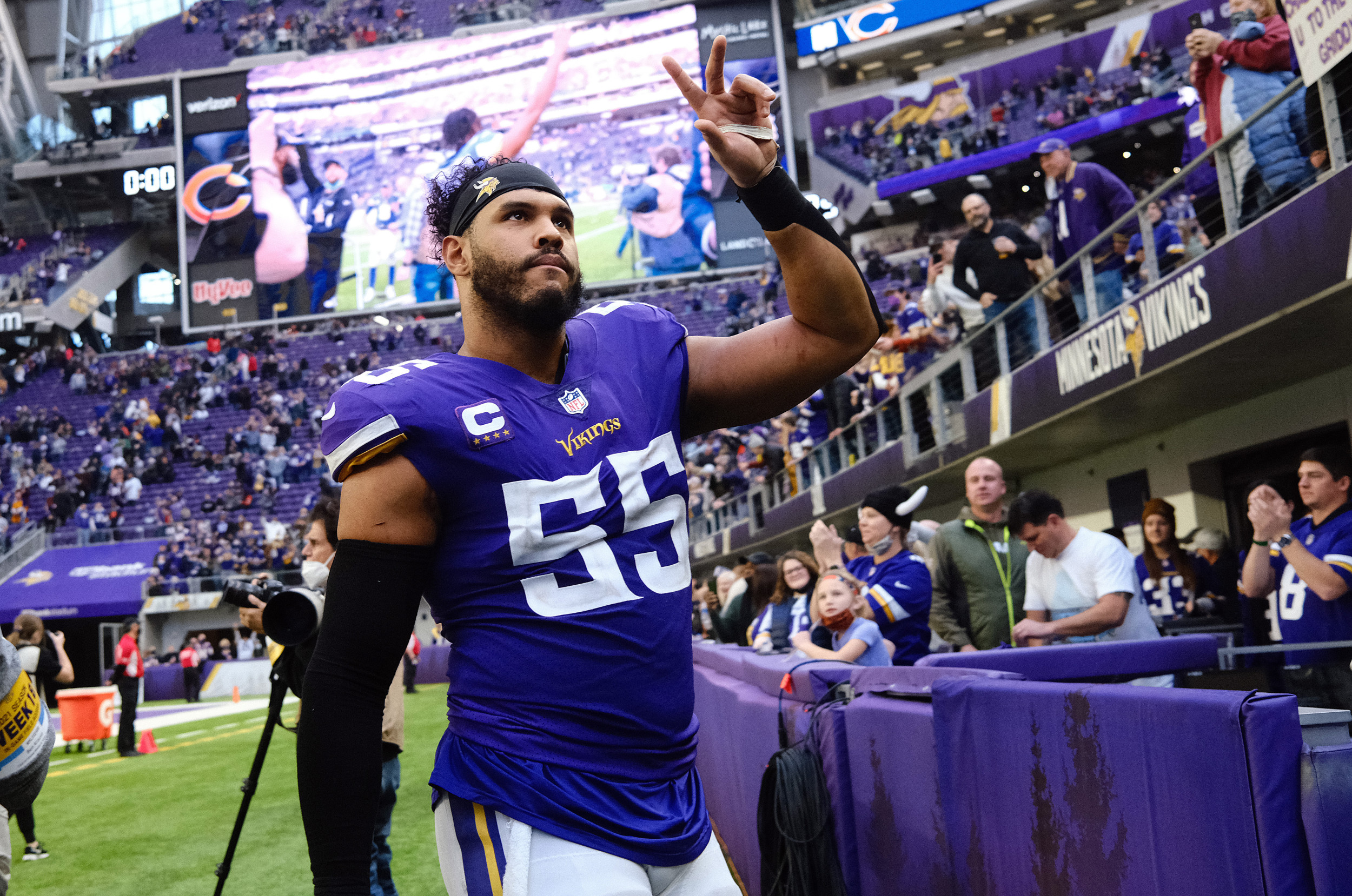 Vikings Pro Bowl Linebacker Anthony Barr Announces Retirement - Newsweek