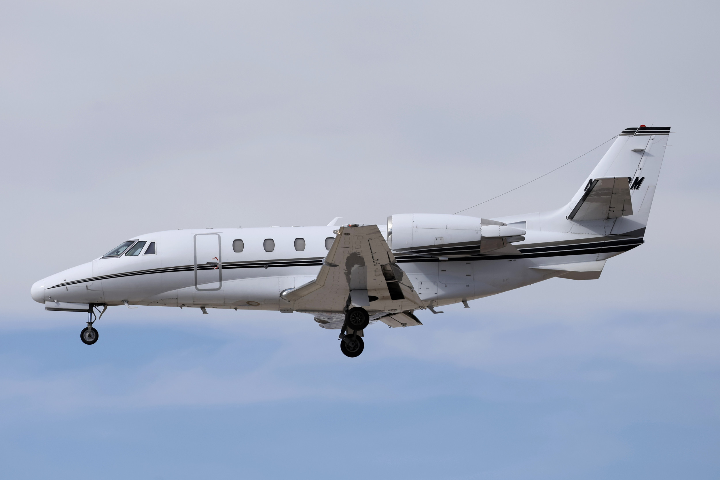 Plane Crash in Kenya's Capital Kills Six, Including Two Inside a House ...