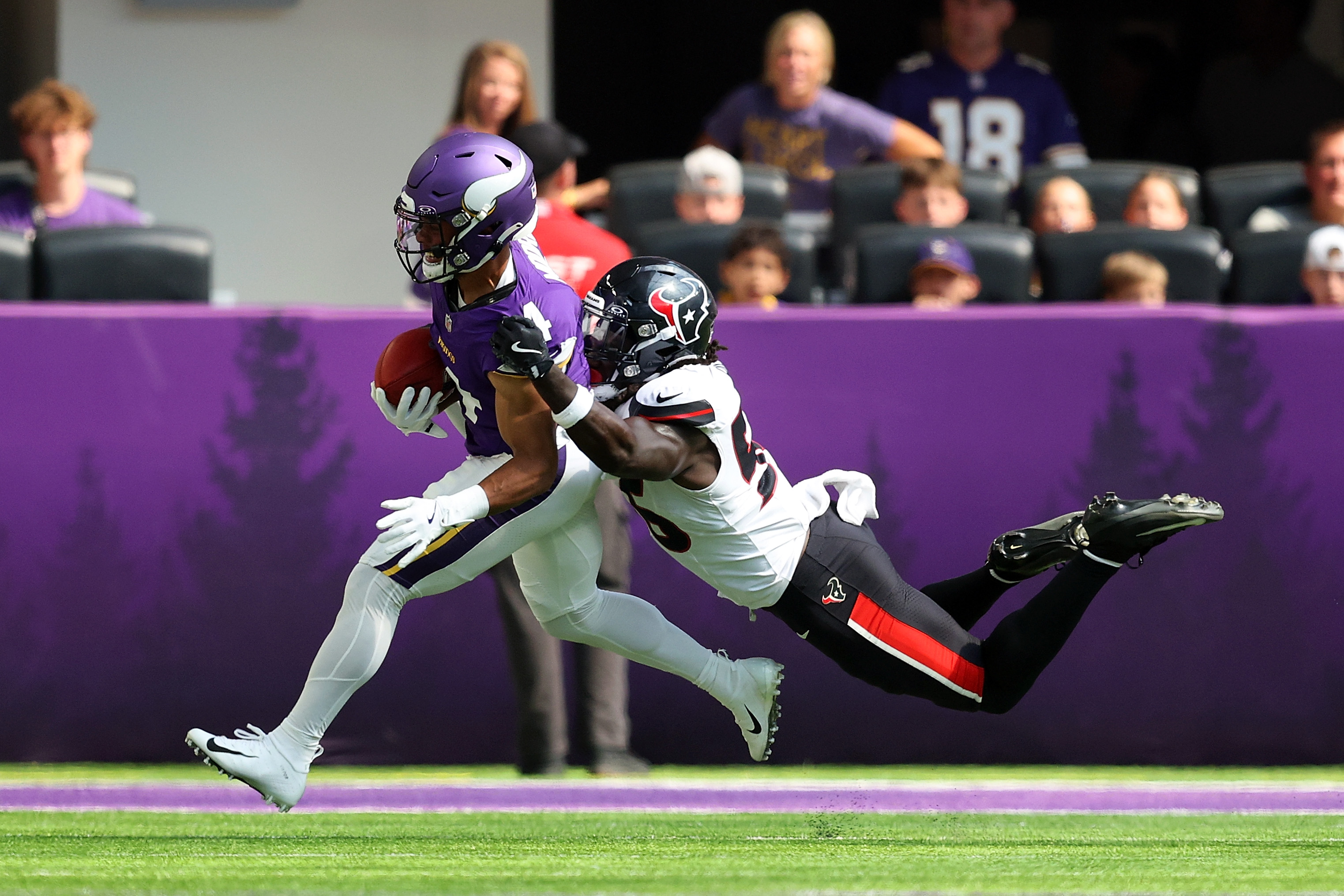 Vikings Confirm Rondale Moore Will Miss Entire 2025 Season - Newsweek