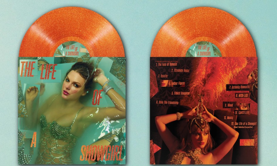 Taylor Swift Reveals Deluxe Album Cover Art Amid Podcast Debut - Newsweek