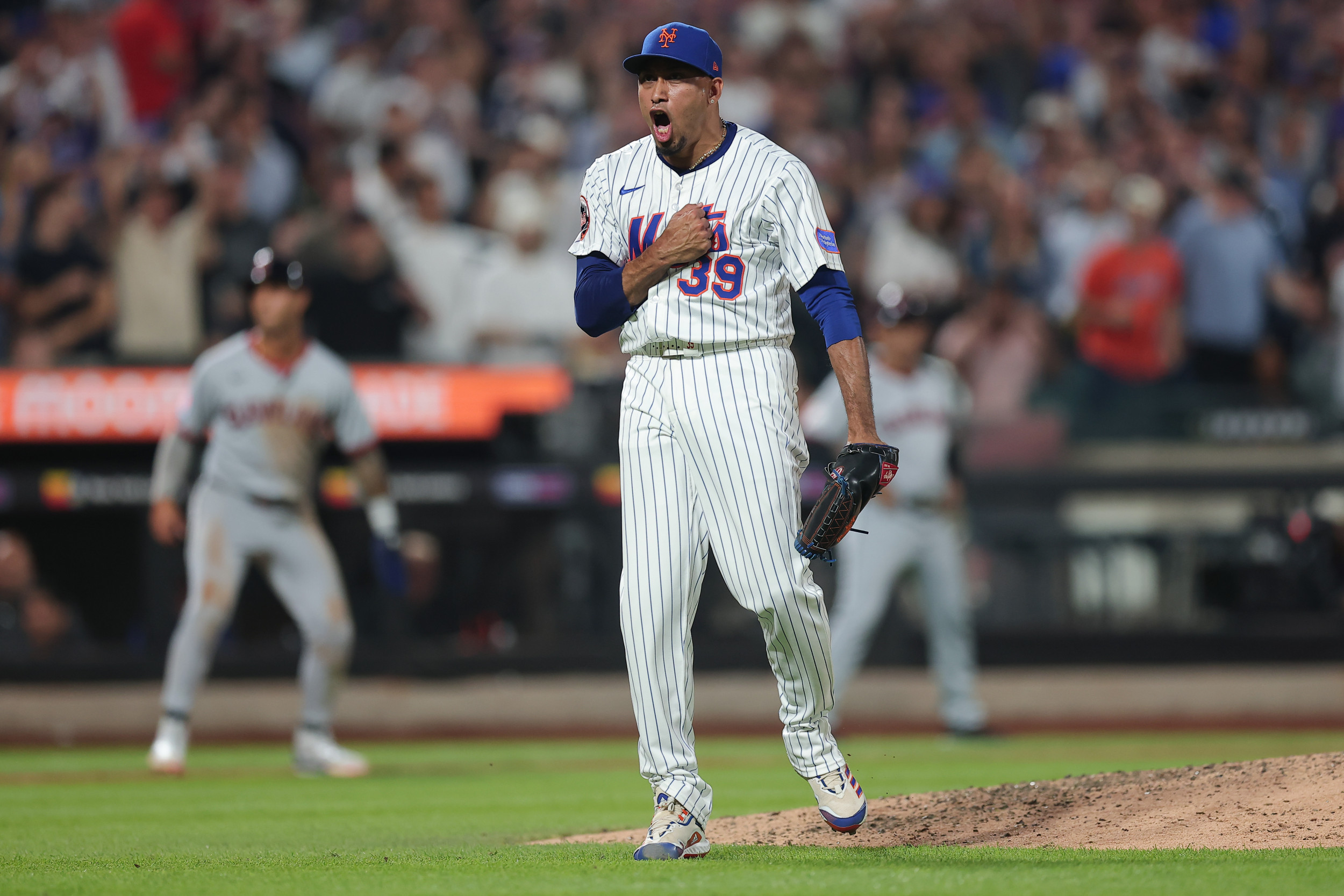 Mets' Edwin Díaz Predicted To Exit Contract Early To Chase More Money ...