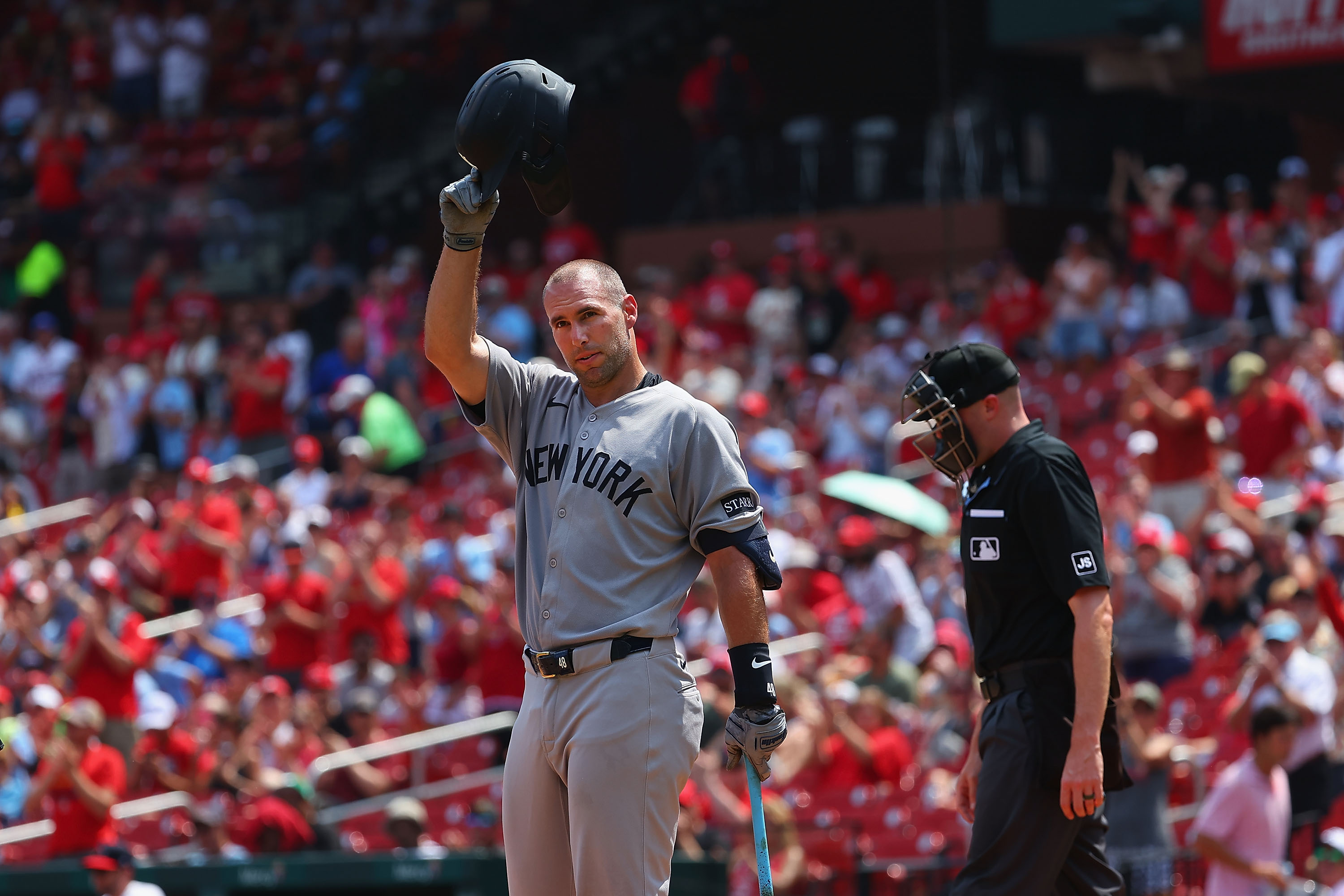 Yankees 7-Time All-Star Delivers Injury Message After Dominating Former Team - Newsweek