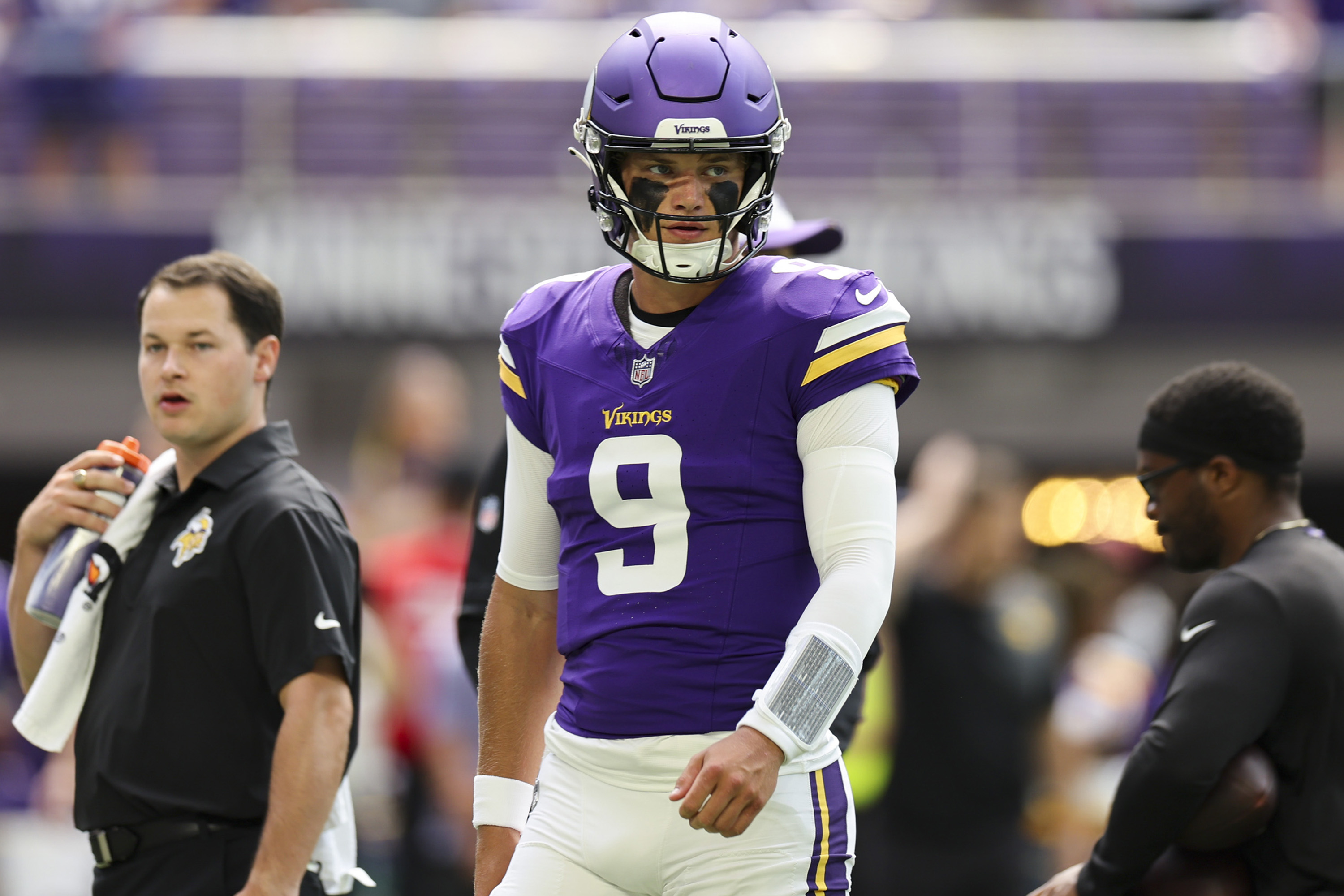 Vikings Encouraged to Explore QB Move Next to JJ McCarthy - Newsweek