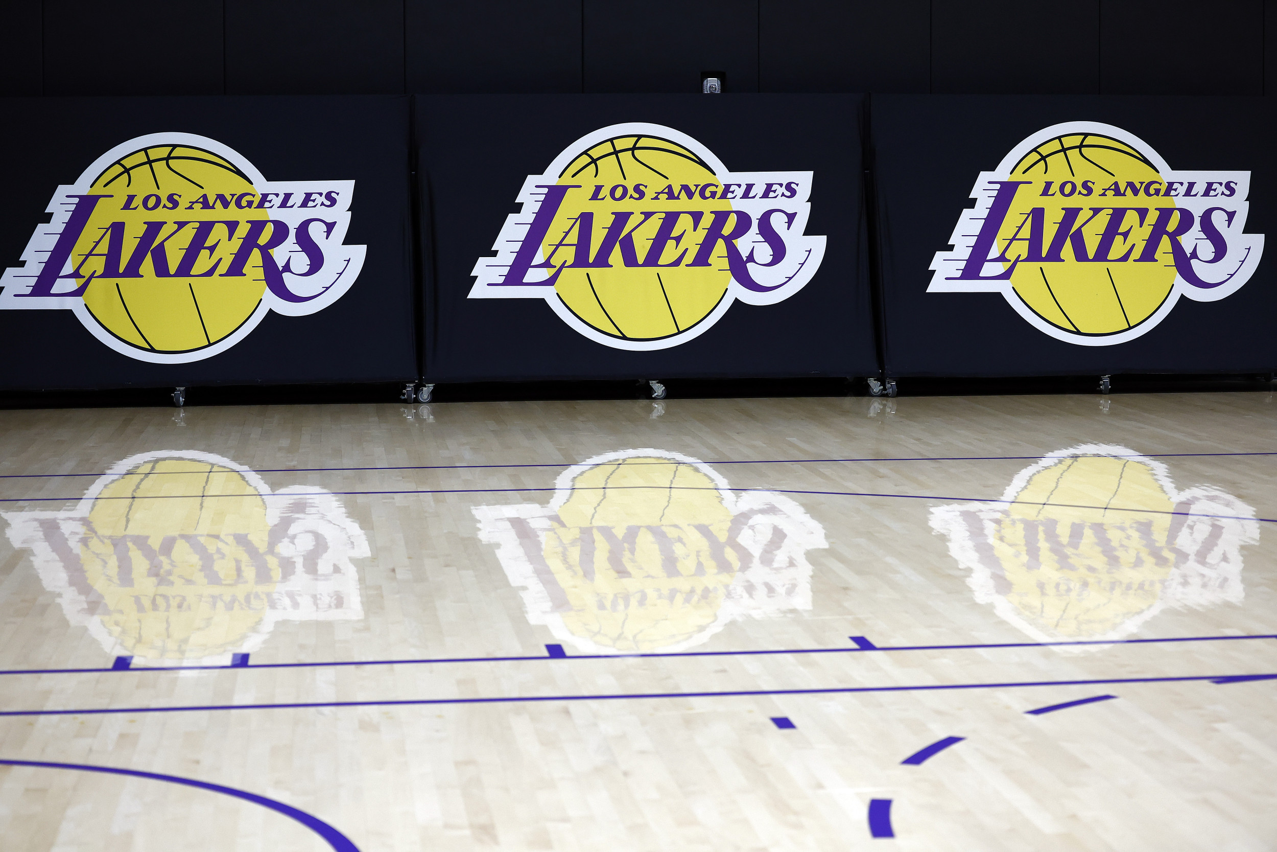 Lakers Add Kylor Kelley to Bolster Front Court - Newsweek