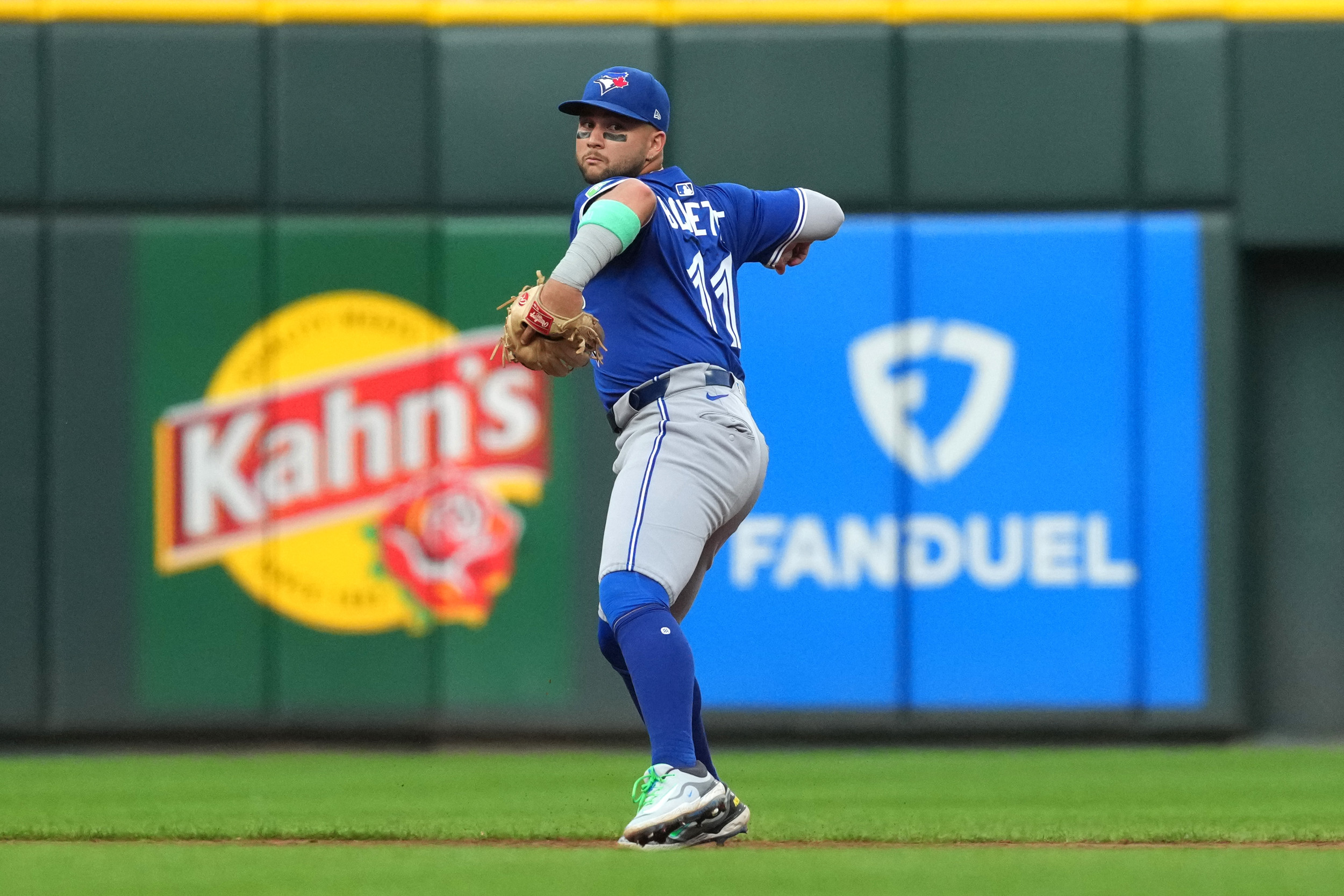 Blue Jays $182M Two-Time All-Star Could Defect to Dodgers, per Insider ...Middle East