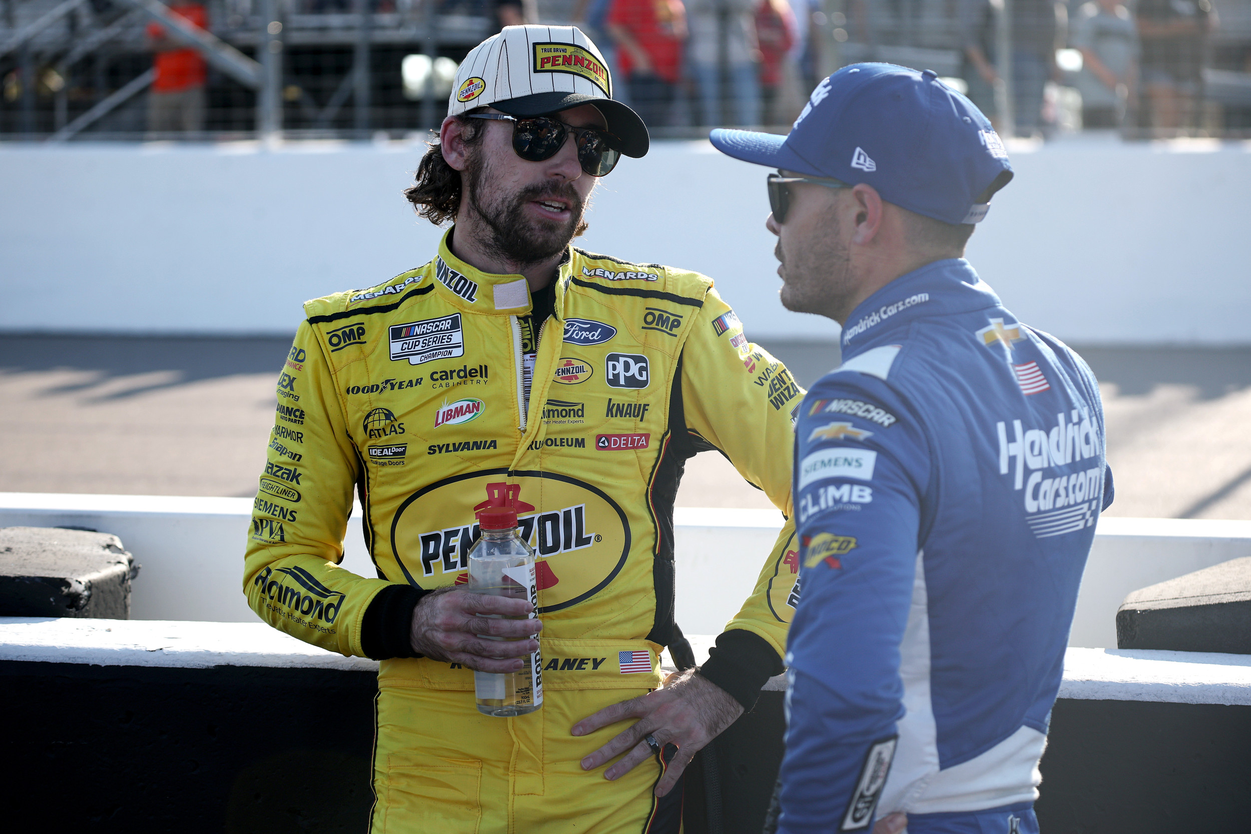 Kyle Larson Causes Ryan Blaney Clash During NASCAR Playoffs - Newsweek