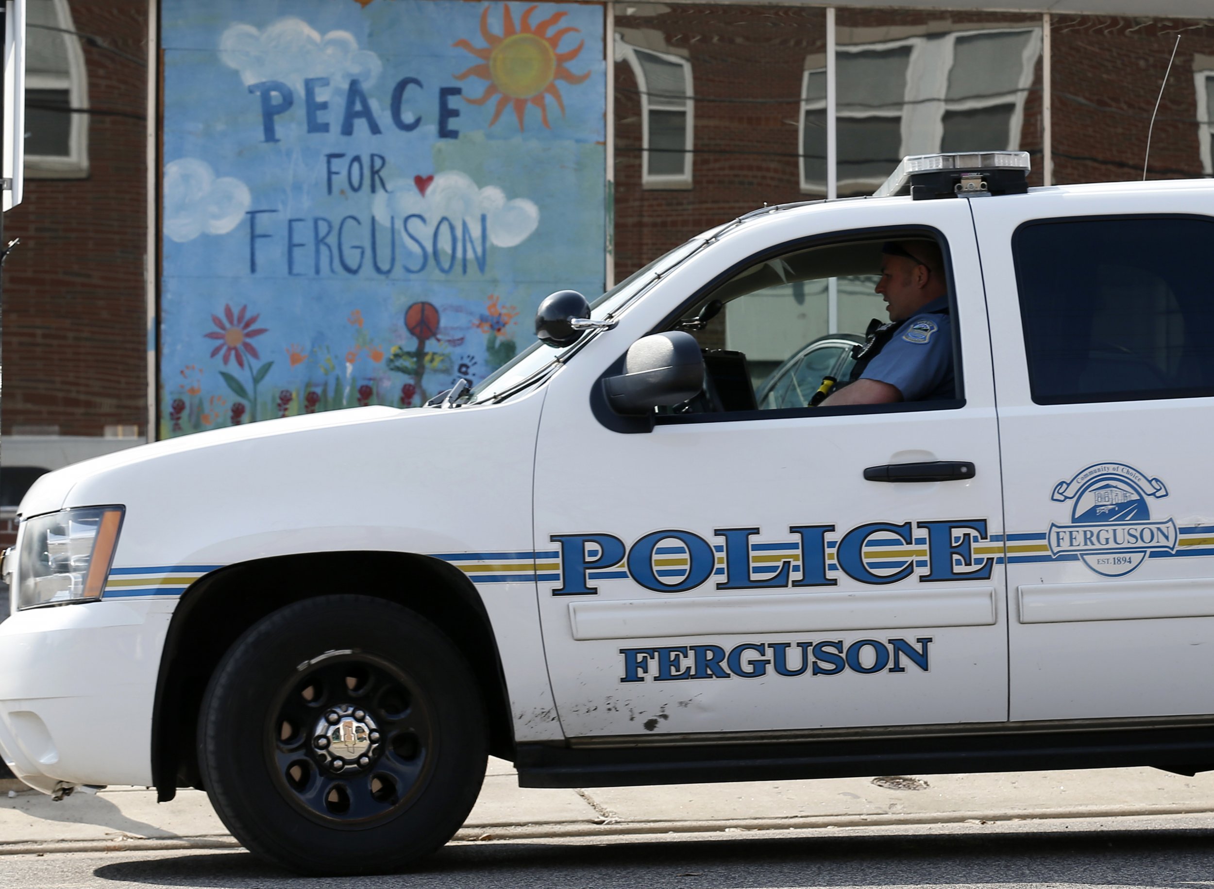Witness to Michael Brown Shooting Sues Ferguson and Police - Newsweek Witness to Michael Brown Shooting Sues Ferguson and Police - Newsweek