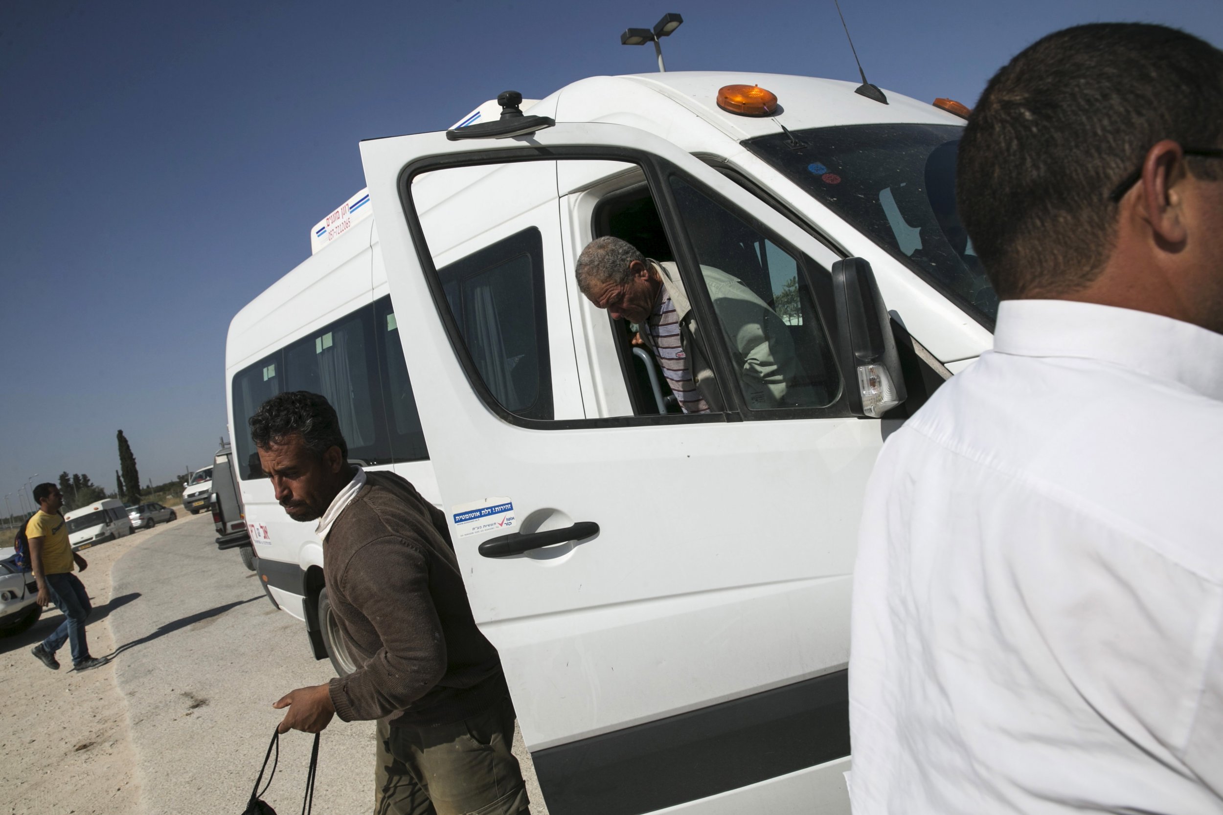 Netanyahu Suspends Palestinians-Only Bus Program - Newsweek