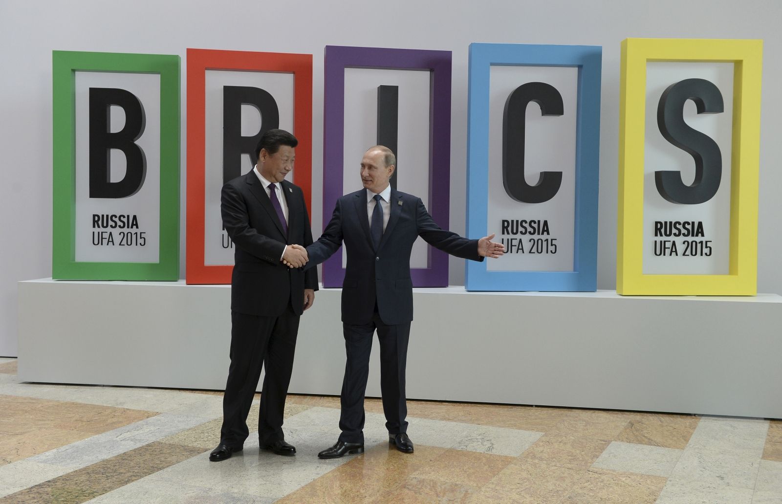 BRICS Summit Firms Up Plans for New Development Bank - Newsweek