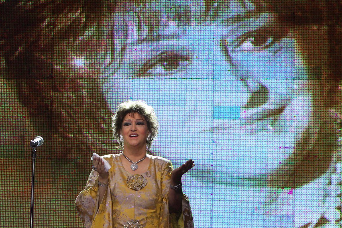 Algerian Singer Warda United The Arab World - Newsweek