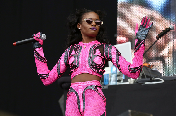 Azealia Banks Doesn't Want a Fight With Nicki Minaj, Slides in Her DMs ... Azealia Banks Doesn't Want a Fight With Nicki Minaj, Slides in Her DMs ...