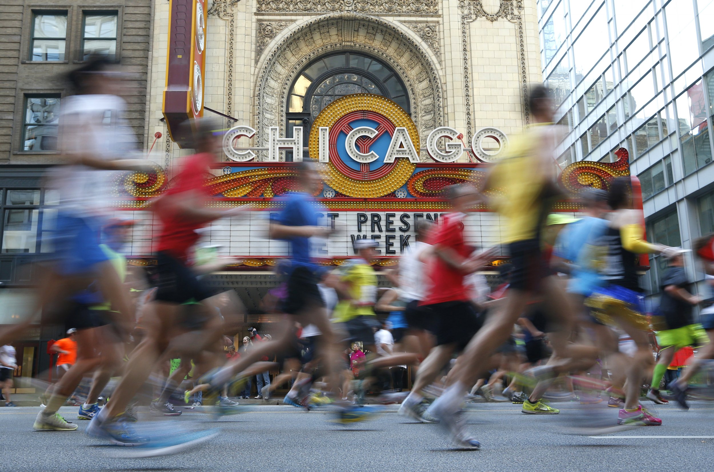 American Wins Chicago Marathon, First Time Since 2002 - Newsweek