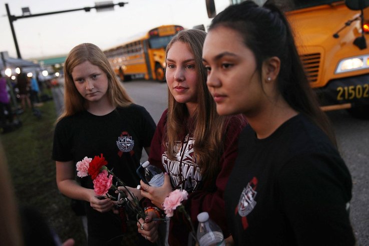 In Pictures: Students Return to Class for First Time After Mass ... In Pictures: Students Return to Class for First Time After Mass ...