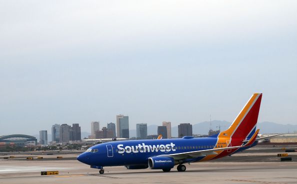 Southwest Flight Makes Emergency Landing After Reported Engine Fire ...