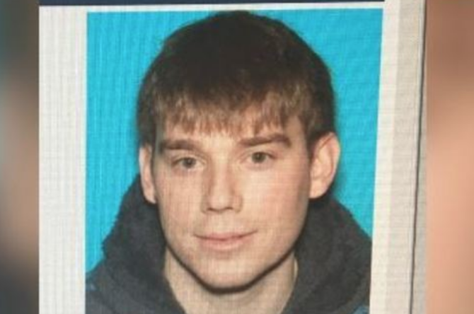 Who Is Travis Reinking? Waffle House Shooting Suspect Sought by ...