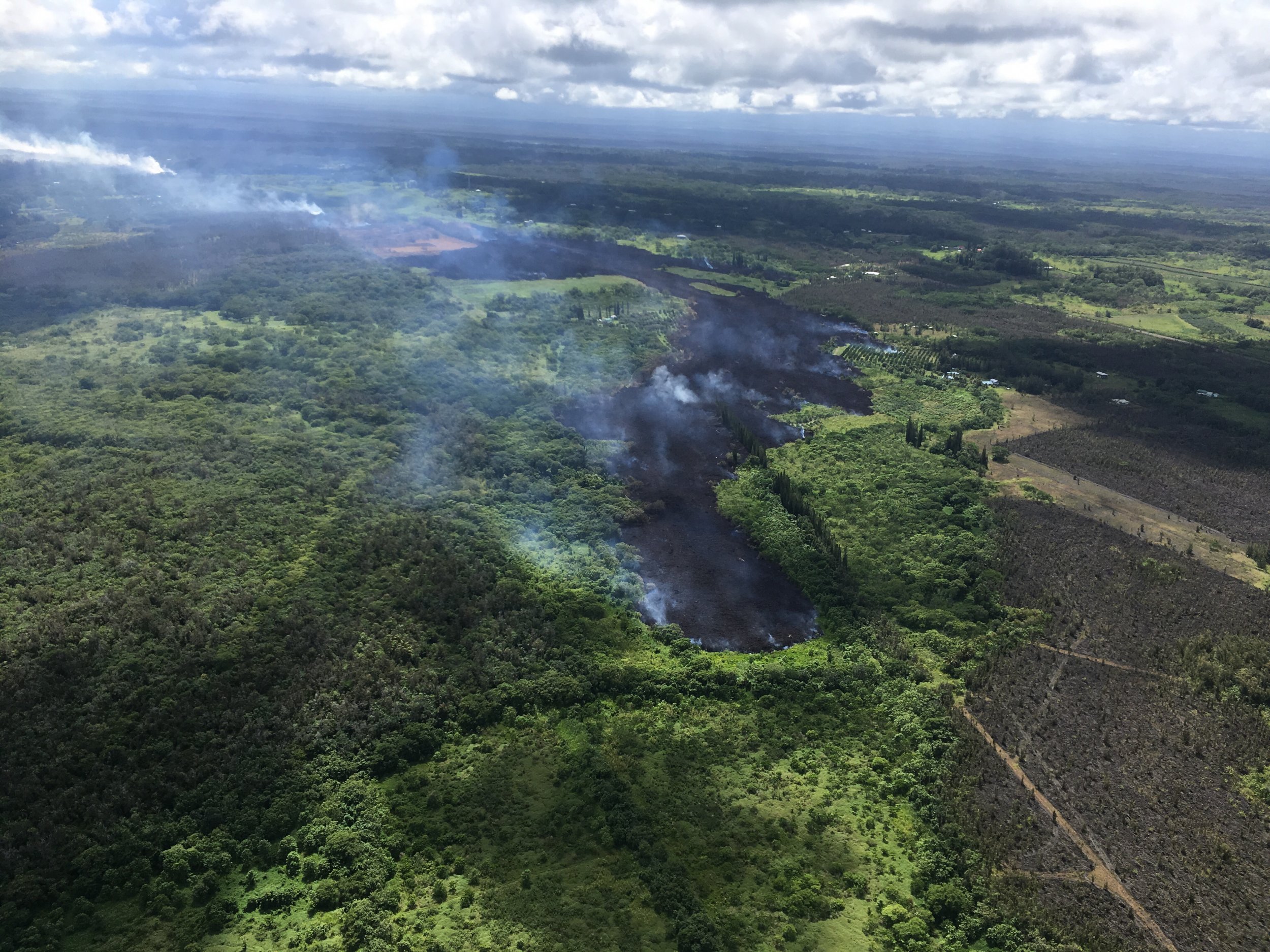 Hawaii Kilauea Volcano Update New Fissure Lava Flows Newsweek